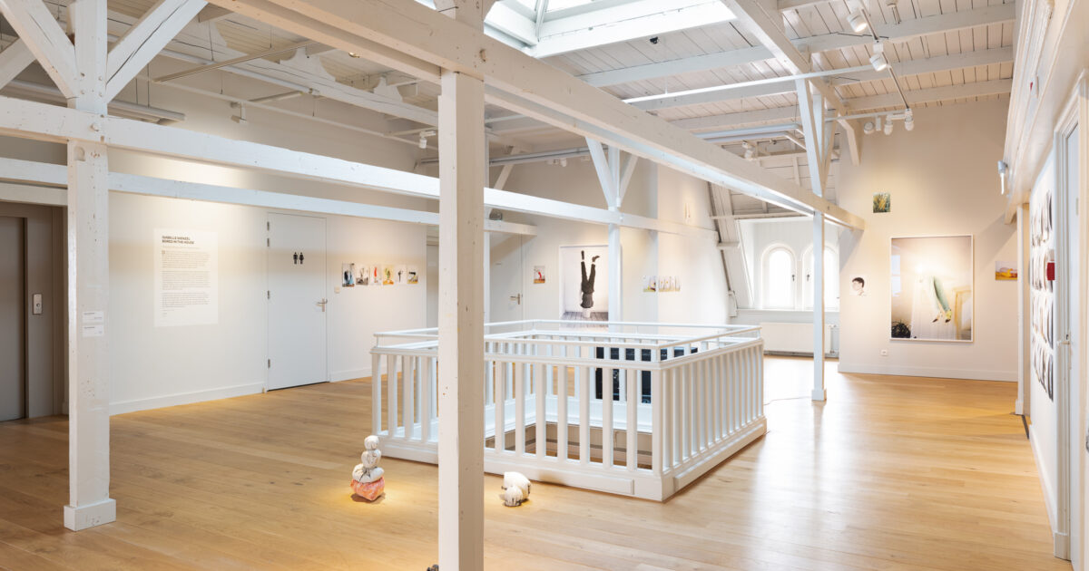 Museum Jan Cunen | Isabelle Wenzel, Bored in the house